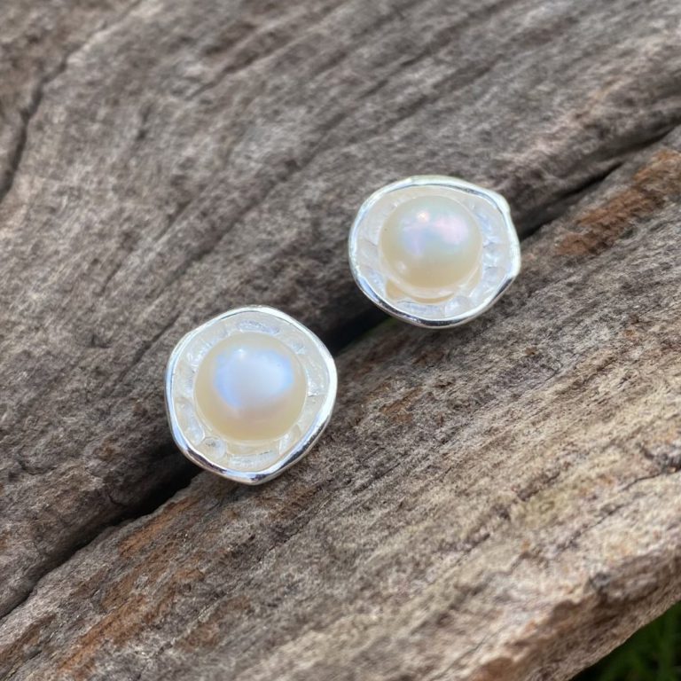 Round Pearl Earrings Stud - UnderArt Gallery | Sterling Silver | Jewellery
